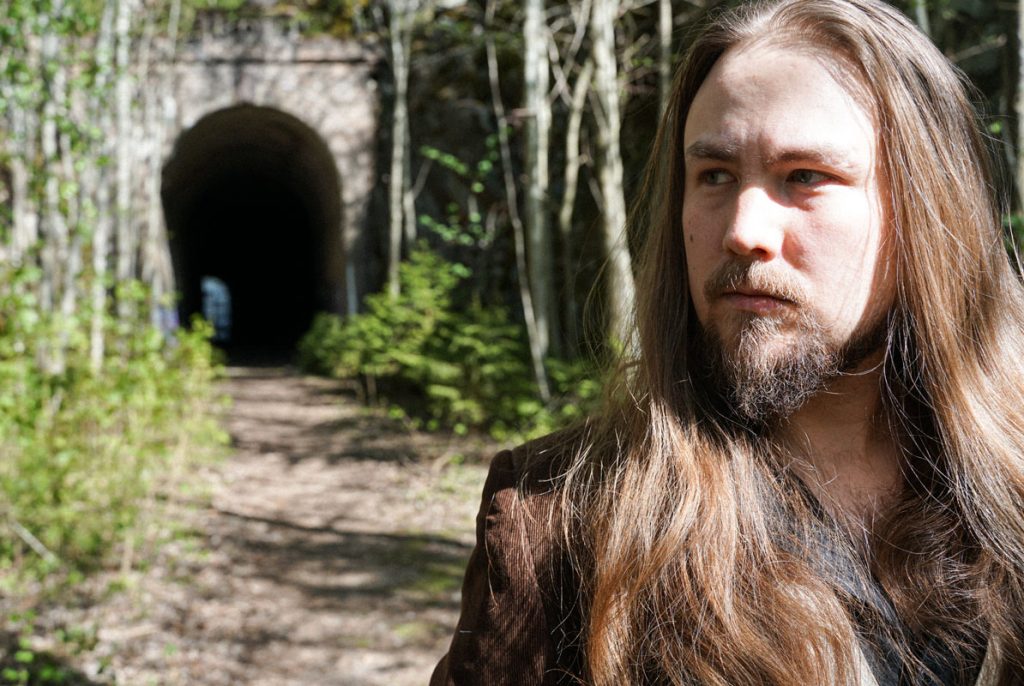 Oululaismuusikko Jesse Heikkinen: "Elämänvirran vietävänä ei voi ...