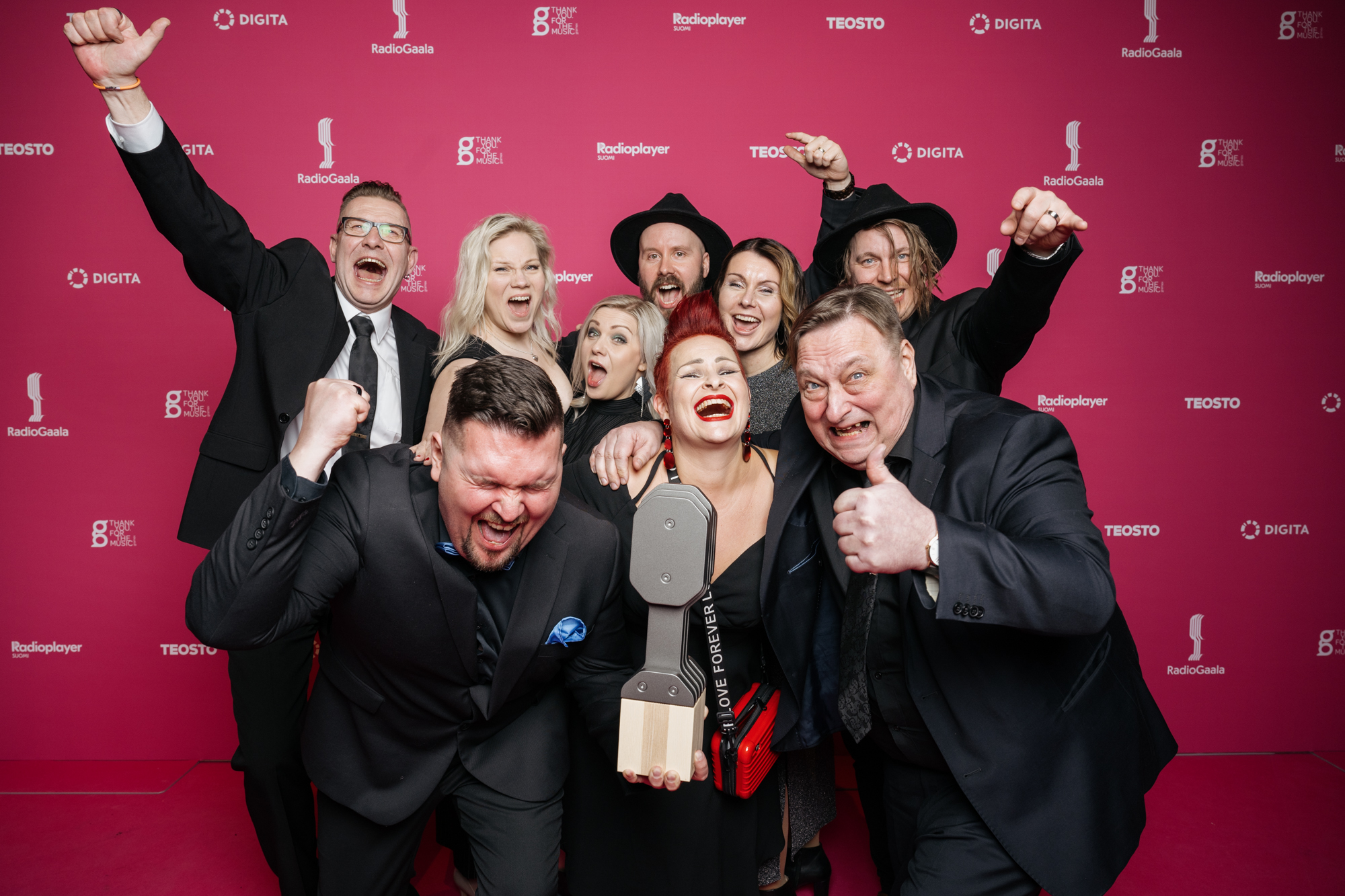 Radio Pooki palkittiin vuoden radioksi – suosion takana sukupolvia ...