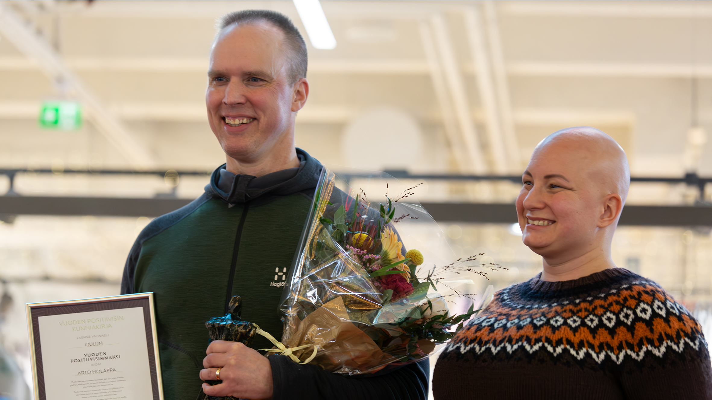 ”Kontinkankaan sydän”, aulaisäntä Arto Holappa, valittiin vuoden positiivisimmaksi oululaiseksi ...